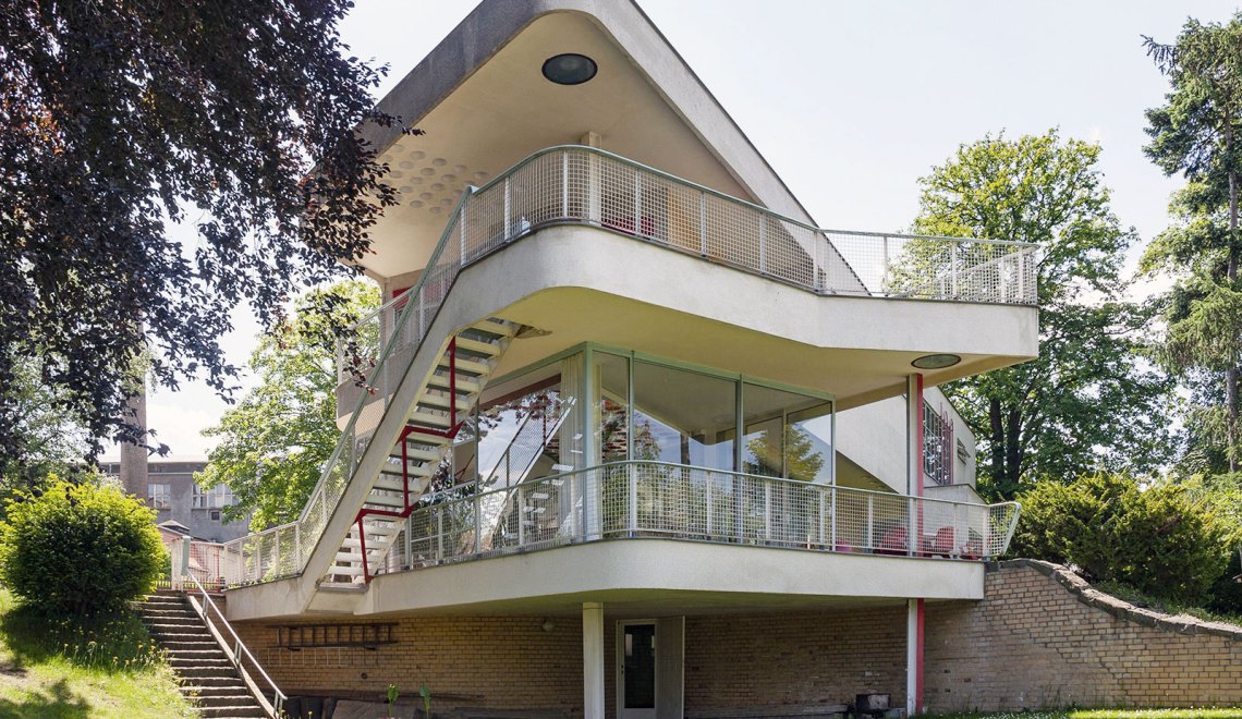 What is Modern Architecture?